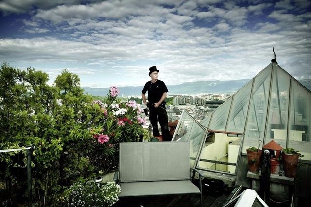 Il traque la suie en haut-de-forme | Tribune de Genève