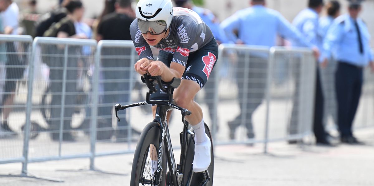 Giro d’Italia: Juri Hollmann und Jay Hindley gröber verletzt | Tages ...