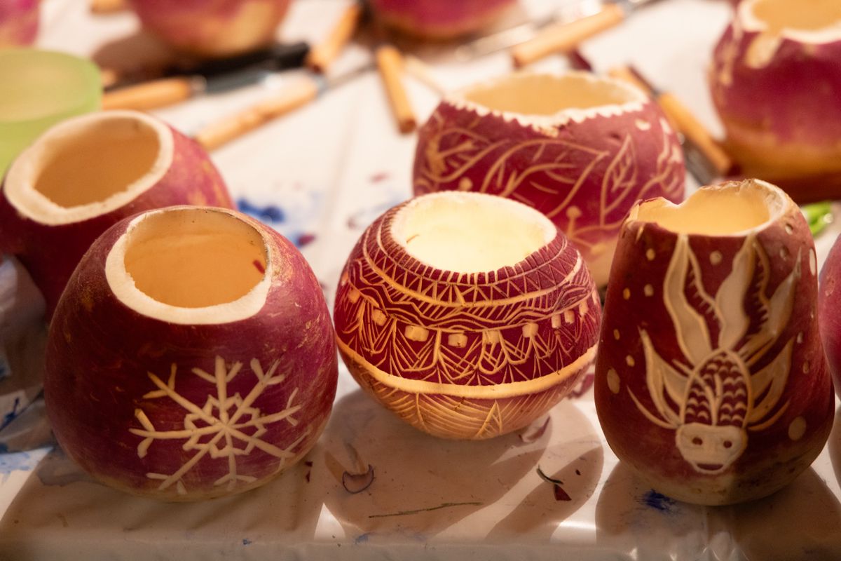 Räbechilbi Richterswil 2023 : Diese Familie schnitzt für ihren Garten ...