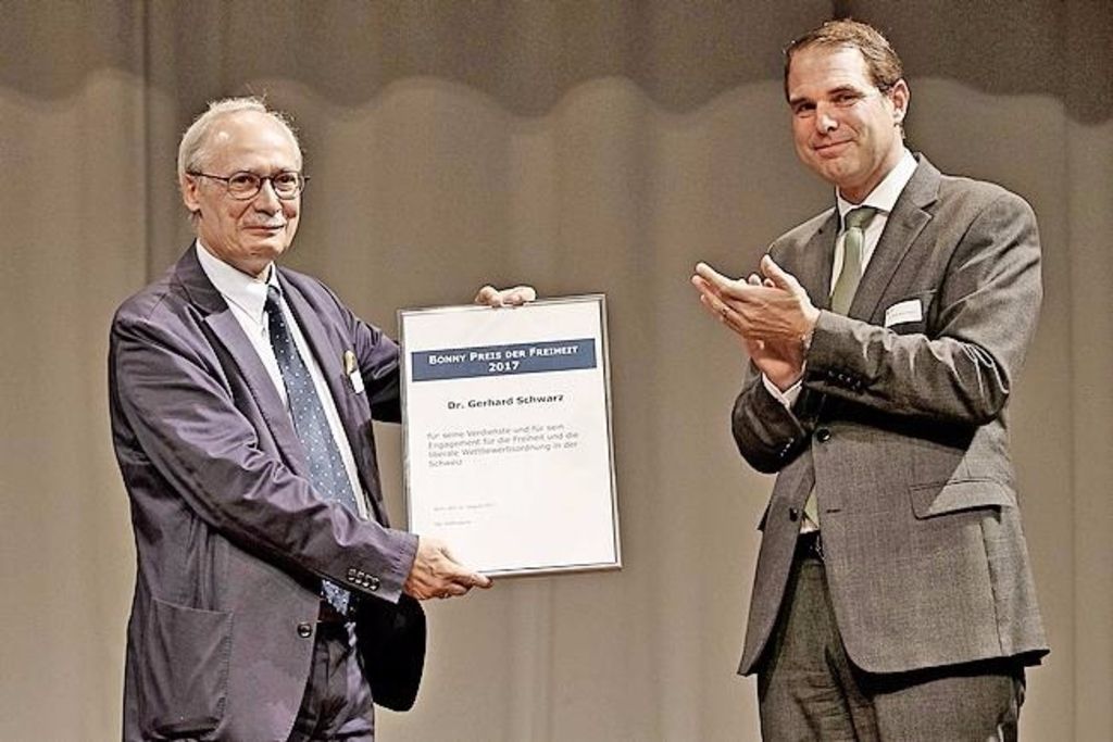 Preis für Gerhard Schwarz | Berner Zeitung