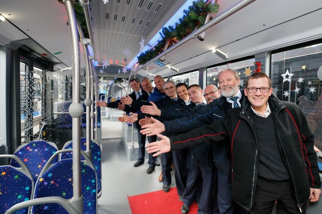 Mehr Stehplätze in neuen VBG-Bussen bringen mehr Fahrplanstabilität ...