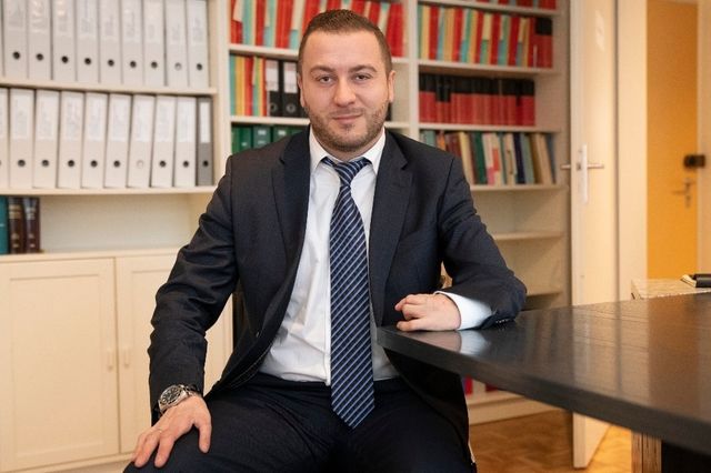 «Novice en politique? Oui, mais j'apprends vite» | 24 heures