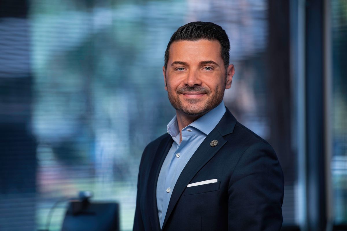 Cosmo-CEO: Giovanni Di Napoli kann auch ohne Geld shoppen | Finanz und ...