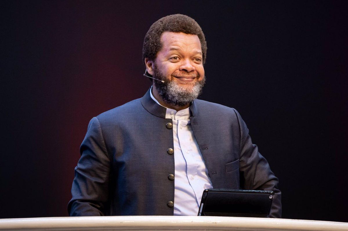 Polémique religieuse: Un provocant prédicateur évangélique de passage à ...