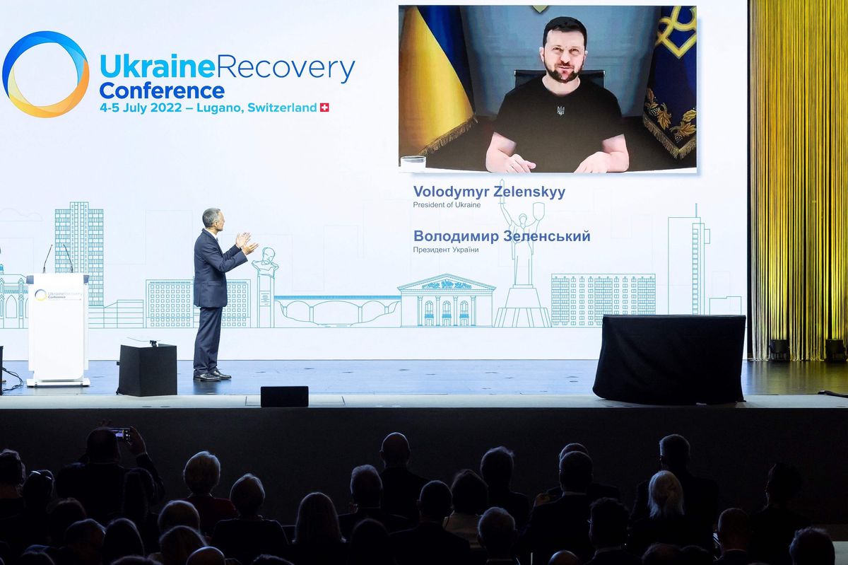 Conférence internationale: Comment l’Ukraine tente de marquer des ...