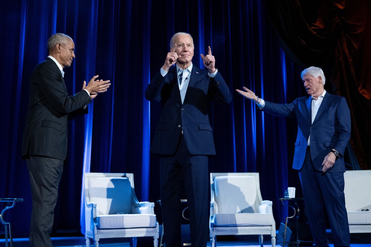 Etats-Unis: Biden s’entoure d’Obama et Clinton: collecte de fonds ...