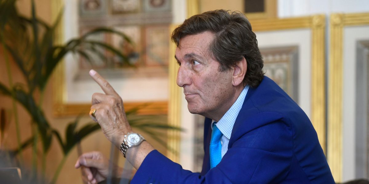 Justice: le procès qui mêle Bernard Nicod, sa Ferrari et Tian’anmen ...