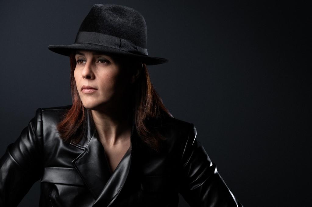 En France: L'ex-mari de la chanteuse Souad Massi jugé pour avoir tenté ...