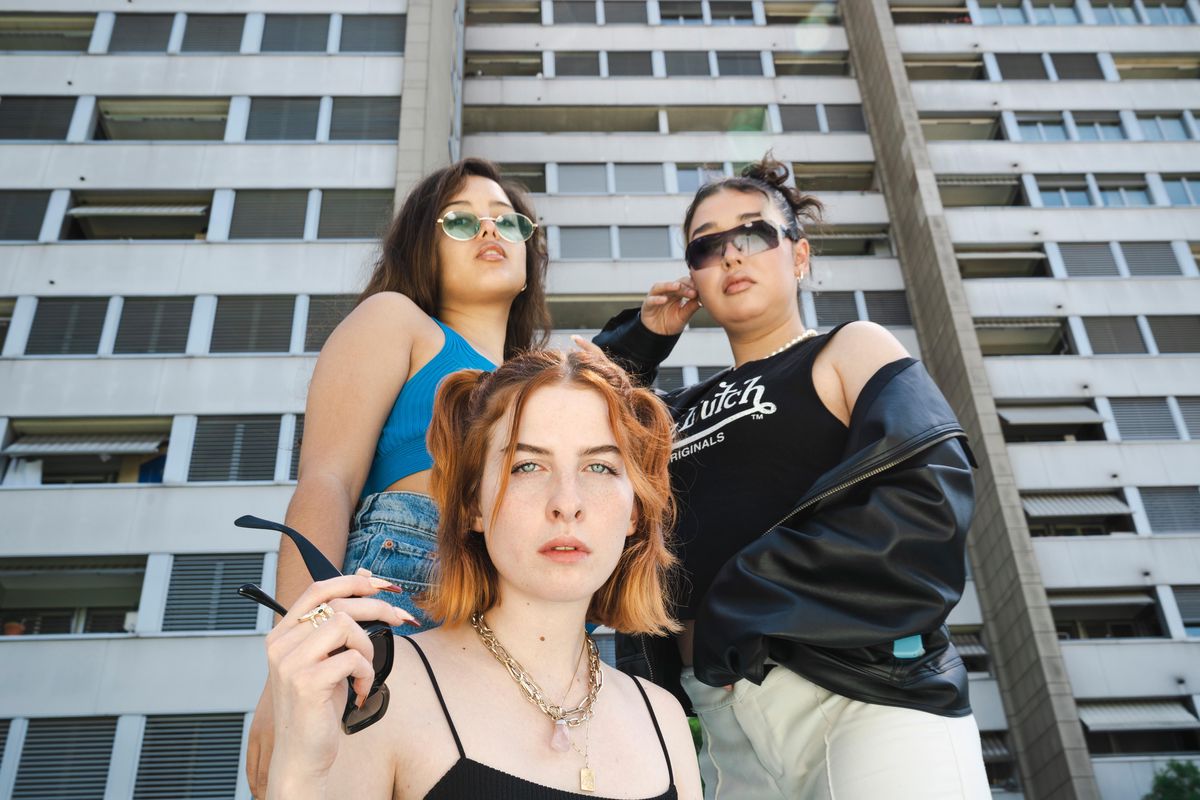 Female Rap in Zürich: Sie halten den Rappern den Spiegel vor | Tages ...