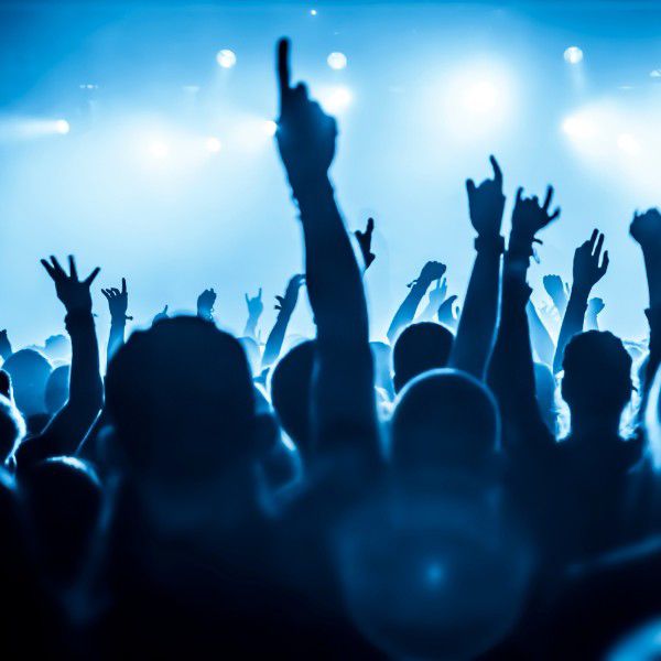 Expo jaune et noire, dégustation de whisky et soirée groovy (baby ...