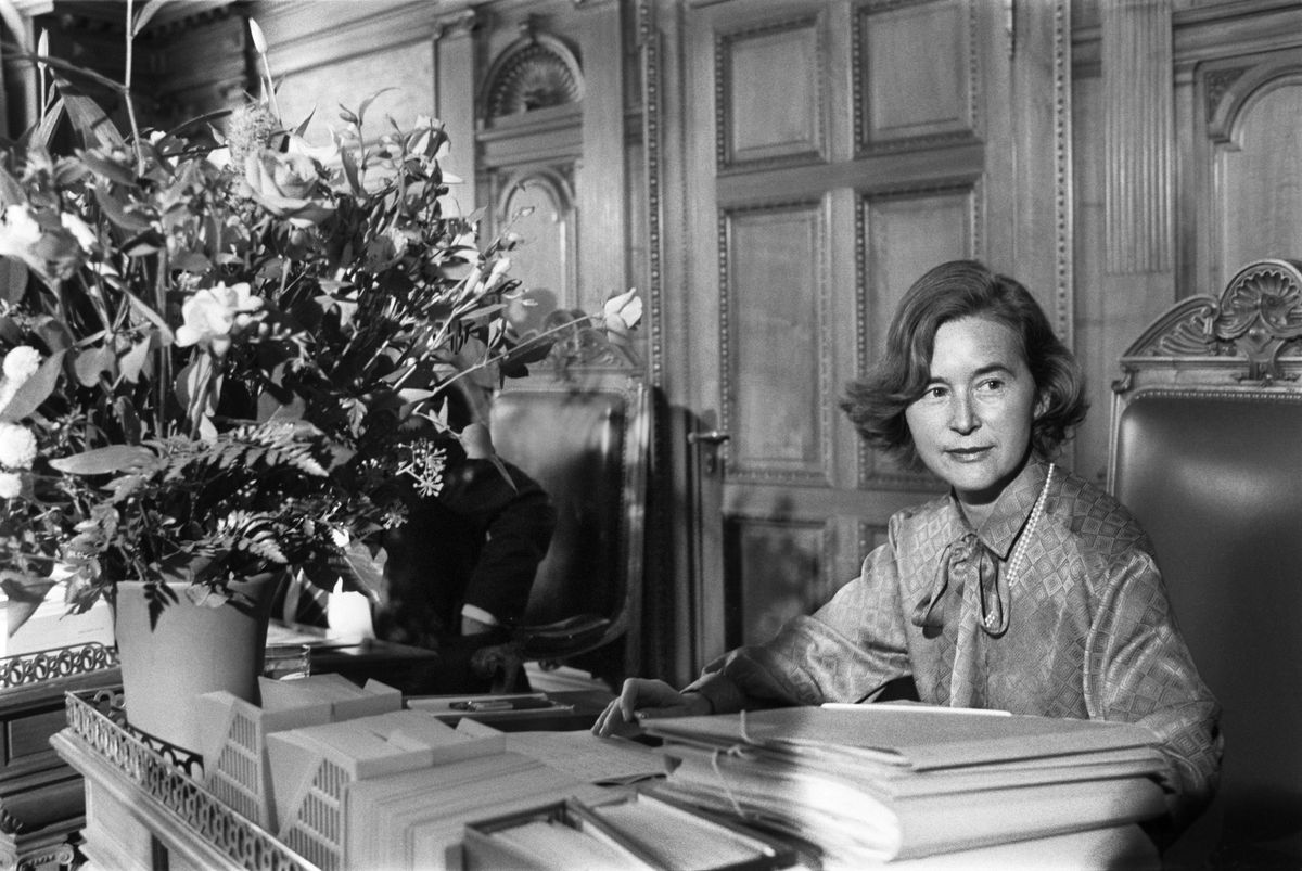 Tempête médiatique: Quand Elisabeth Kopp avait dû se résigner à quitter ...