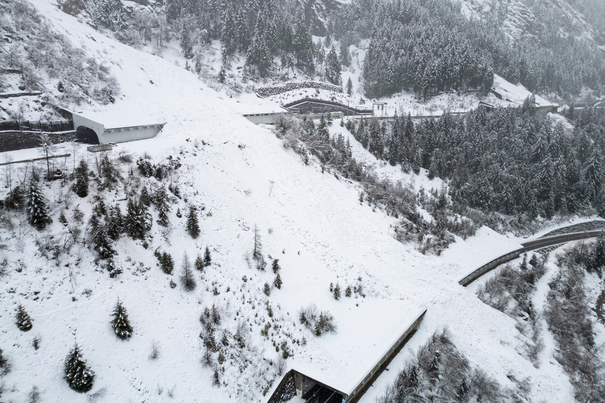 Schnee in der Schweiz: Die eindrücklichsten Bilder