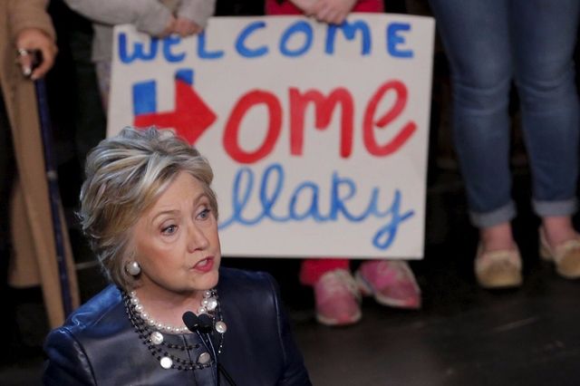 Hillary Clinton en campagne à Harlem | Tribune de Genève