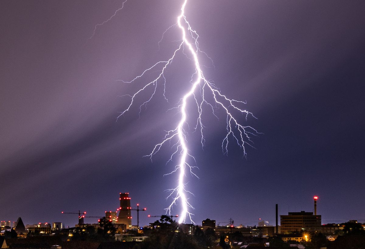 Sogar «SRF Meteo» zeigt seine Bilder: Der Mann hinter den Wetterfotos ...
