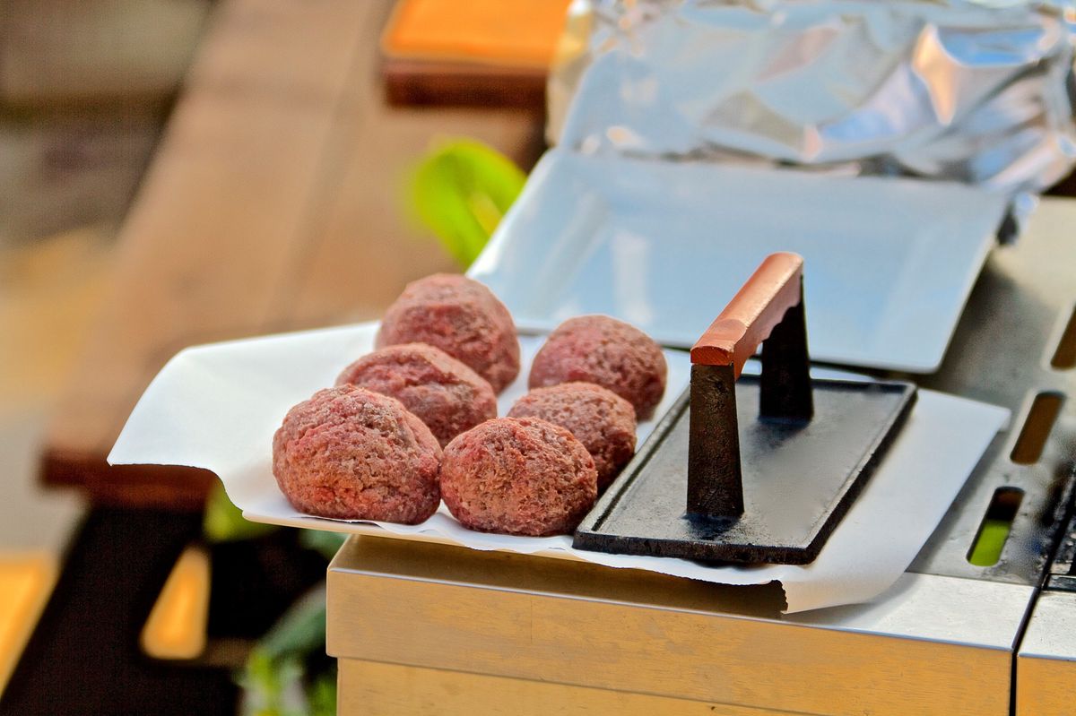 Neues Restaurant in Basel: Pandabar bringt Smashburger ins Gundeli ...