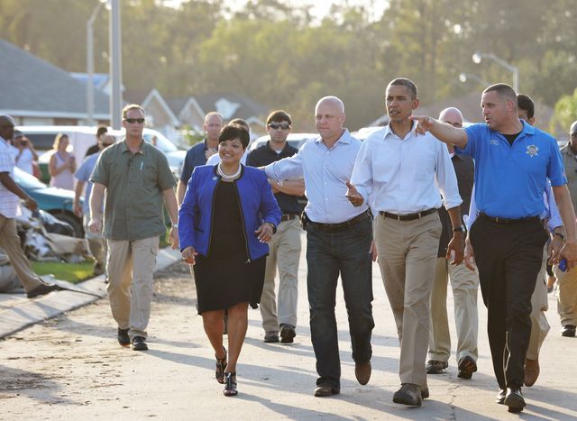 Barack Obama en Louisiane pour inspecter les dégâts de l'ouragan Isaac ...