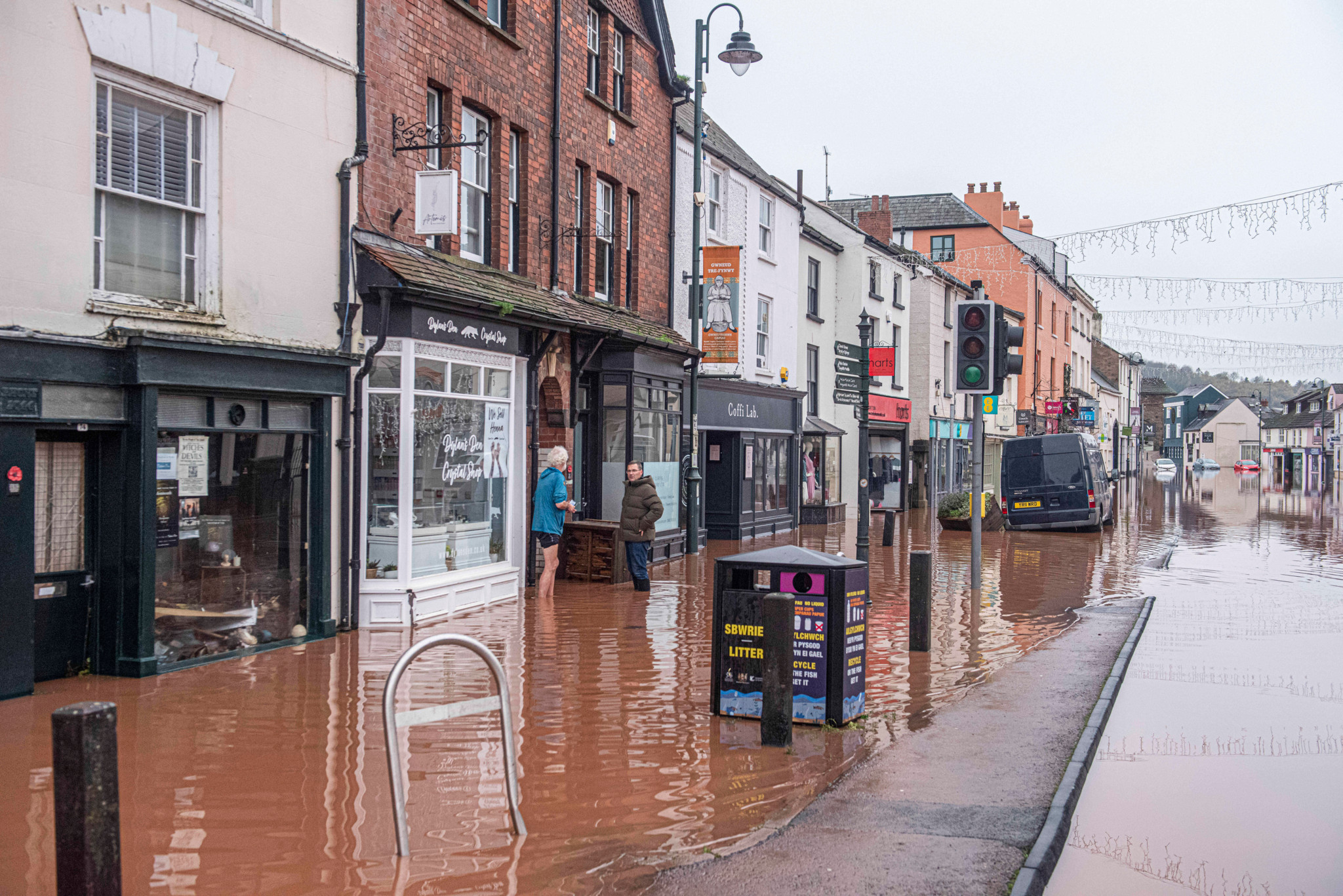 Überschwemmungen in Wales: Sturm Claudia fordert Evakuierungen