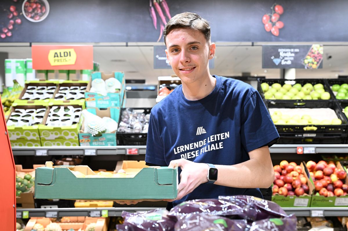 Einkaufen in Winterthur: Lernende schmeissen für eine Woche den Aldi ...
