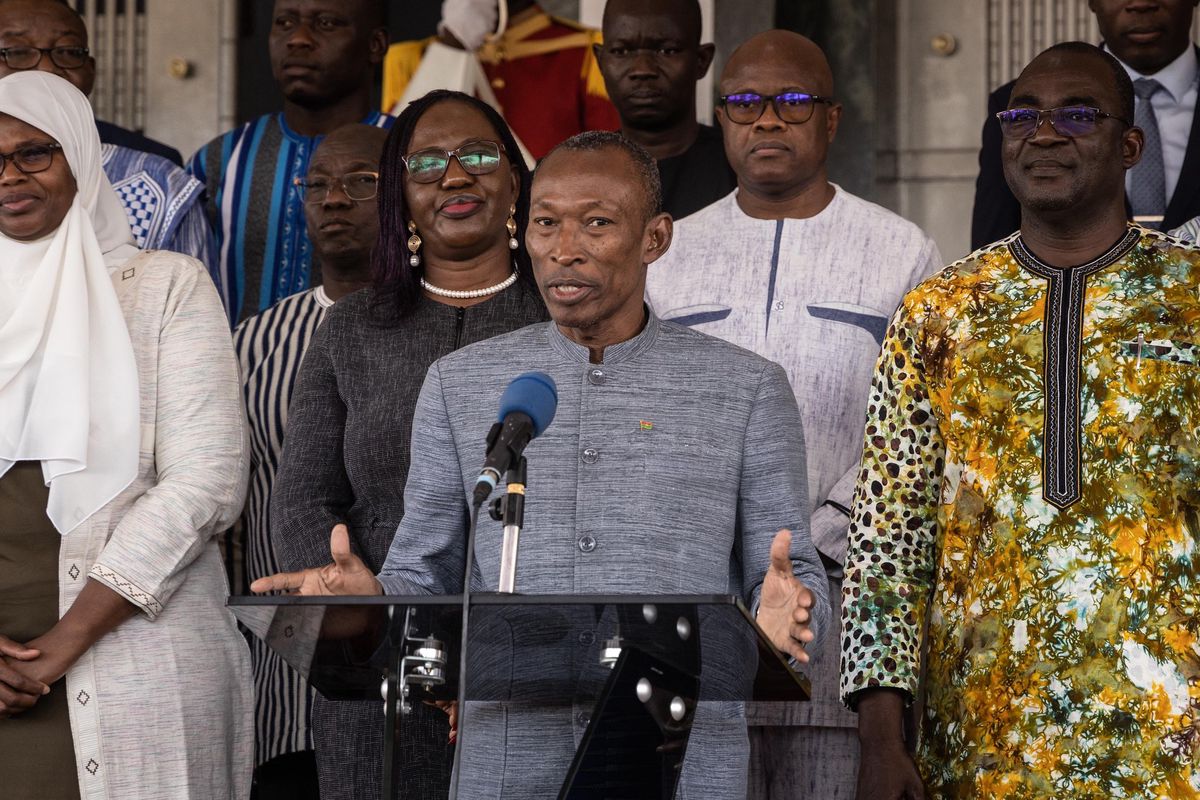 Burkina Faso: Ouagadougou exige le départ des troupes françaises d’ici ...