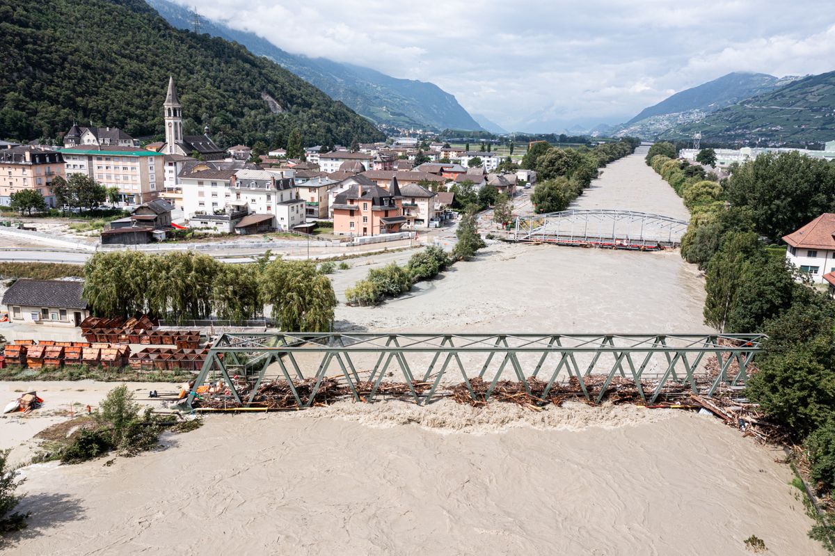 Inondations en Valais: le Rhône a vécu une crue historique | 24 heures