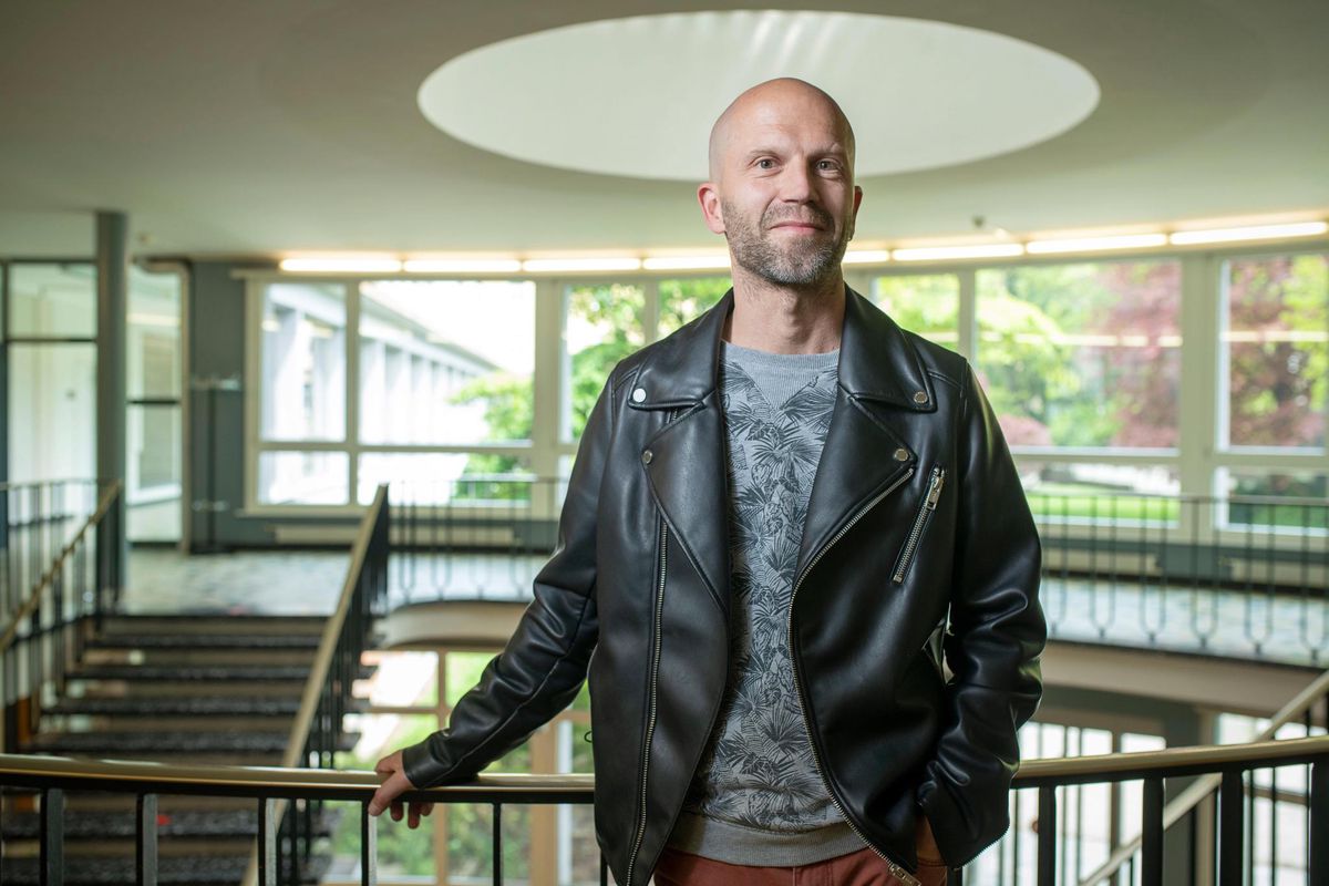 Portrait de Pascal Wagner-Egger - Citoyen inquiet, le chercheur en complotisme est gaté ...