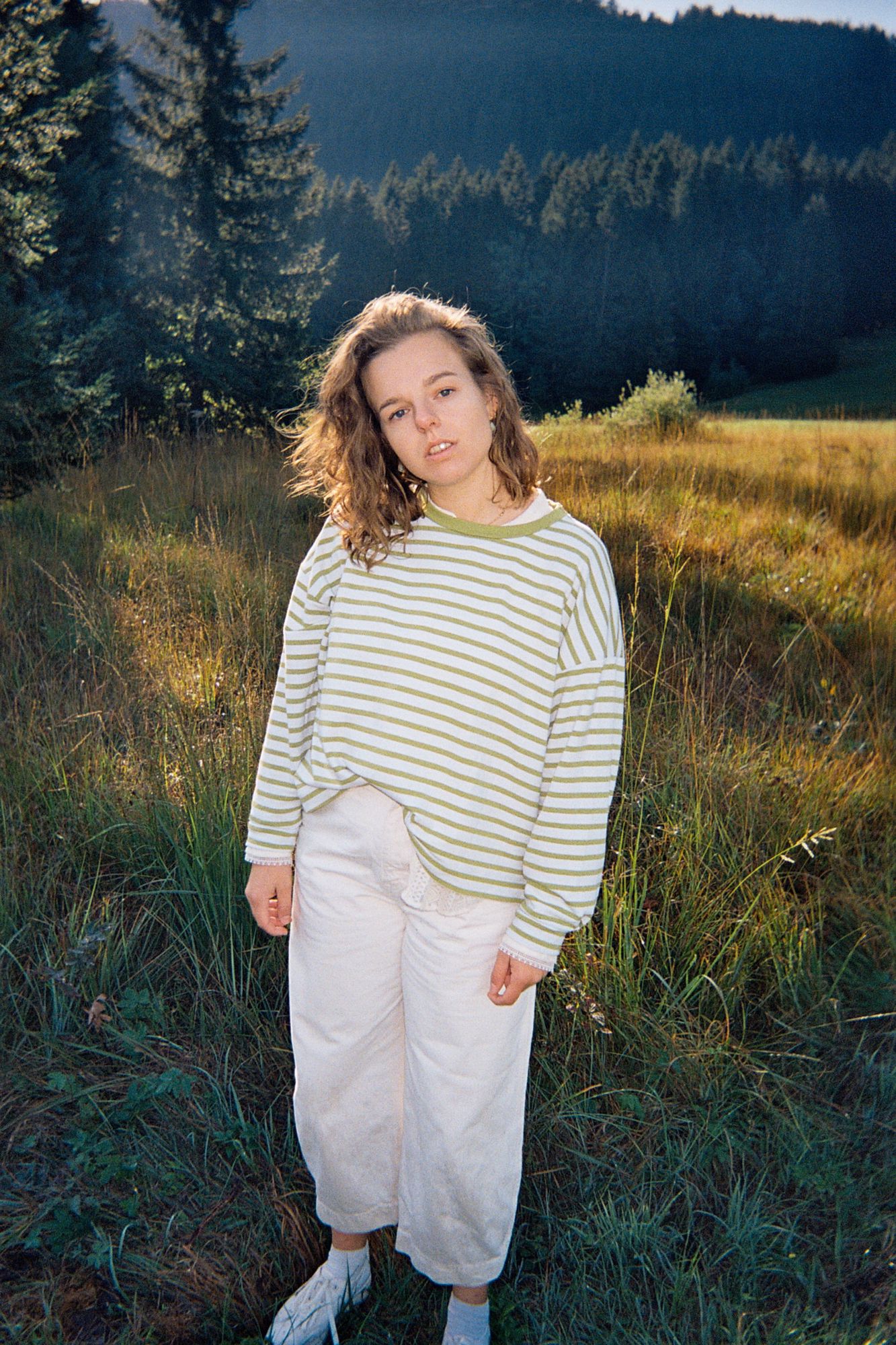 Riana: Die erste Appenzellerin, die Popsongs im Dialekt singt | Zürcher ...