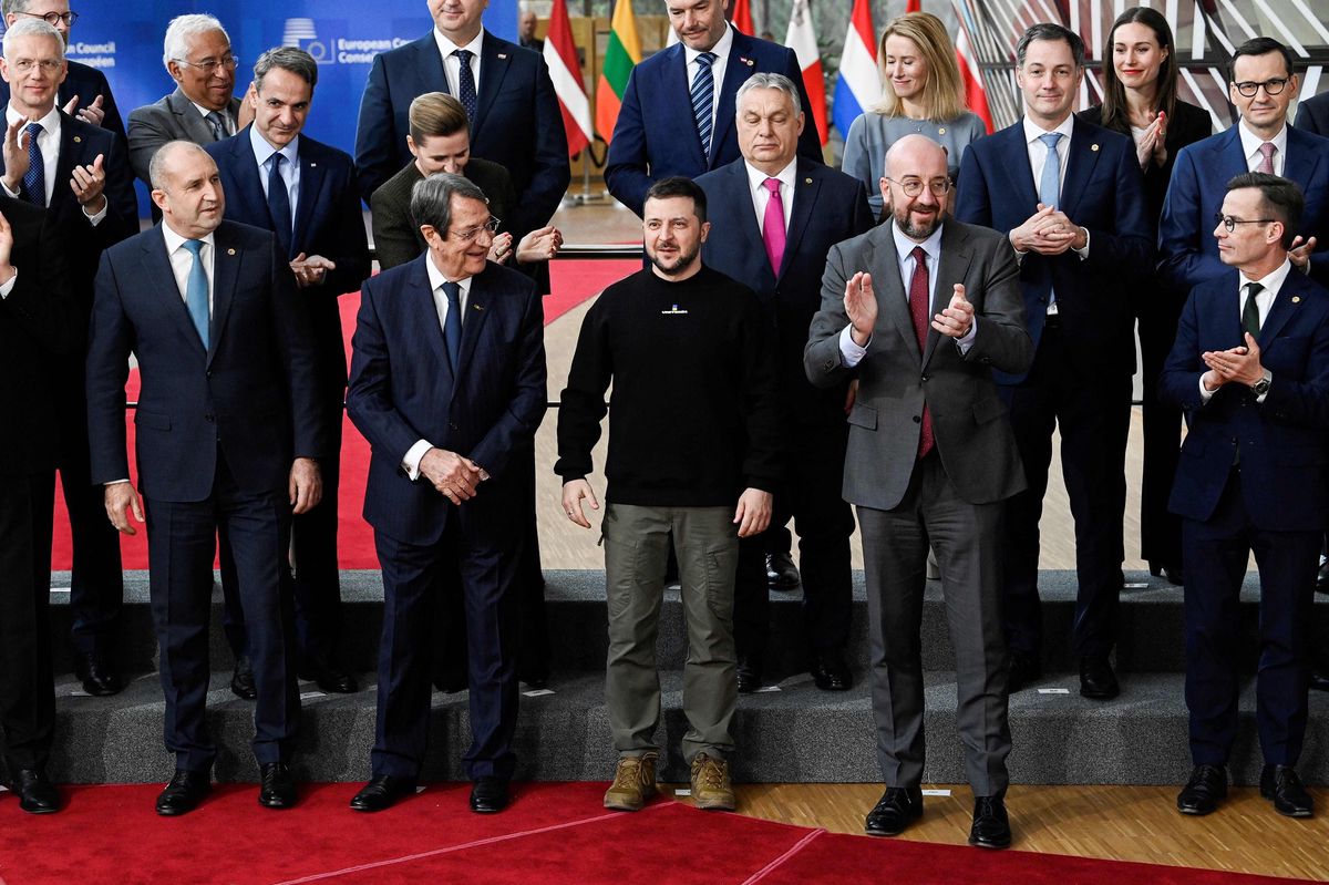 Leitartikel zu Selenskis Besuch: Europas Zukunft entscheidet sich in ...