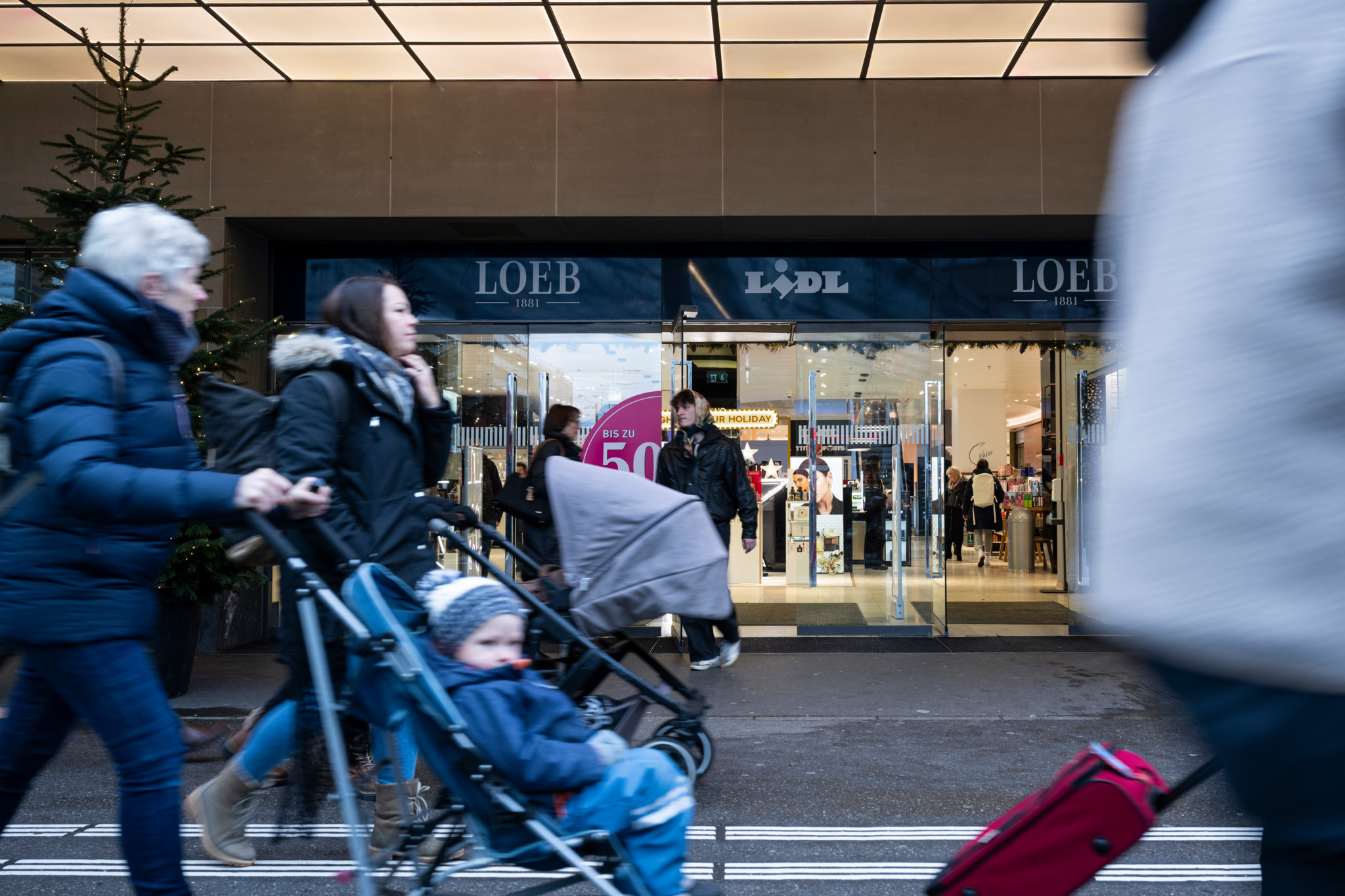 Loeb Bern krebst nach Kritik zurück