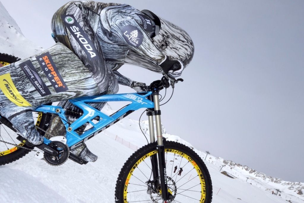 VTT – Eric Barone toujours plus vite | 24 heures