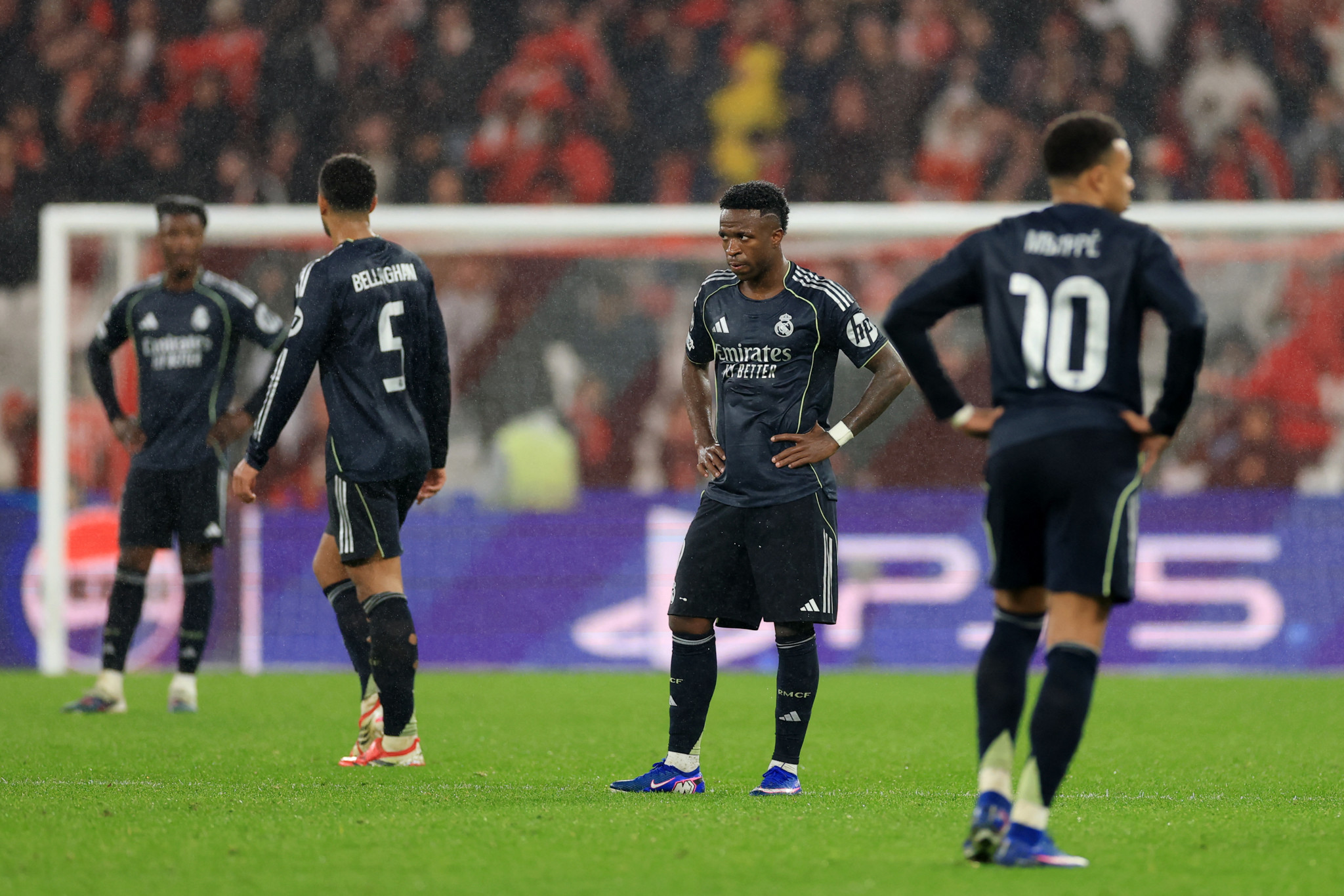 Ligue des champions: le PSG et le Real Madrid en play-off