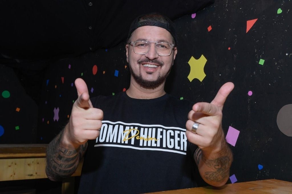 DJ Sir Colin übernimmt den Betrieb der Fasnachtsbar