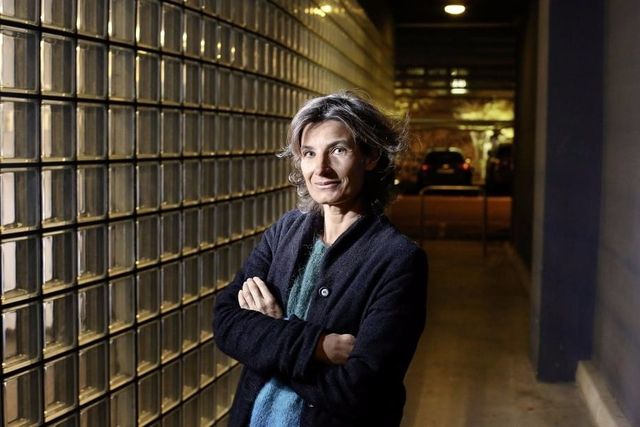 Anne Davier chausse les pointes de Claude Ratzé | Tribune de Genève