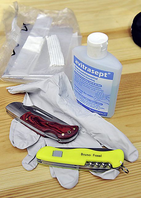 Mehr als ein Gewehr: Was Jäger mit sich tragen | Berner Zeitung