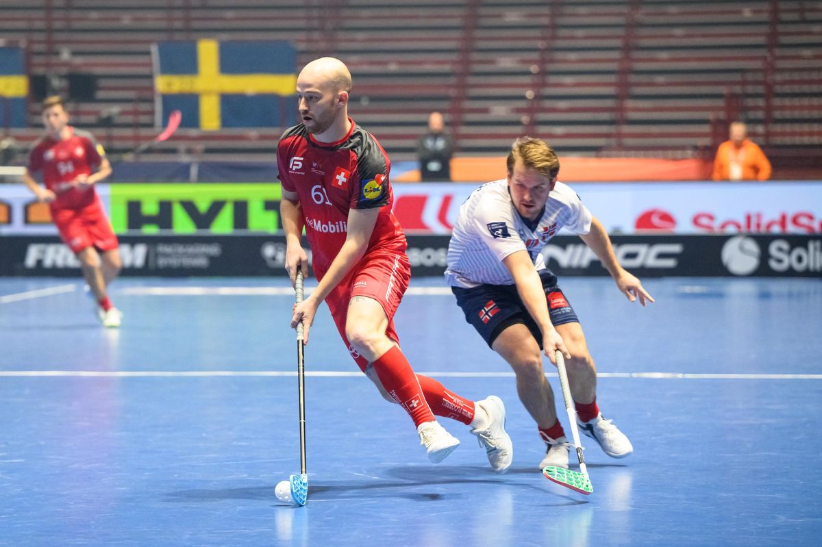 Unihockey-WM: Die Schweiz zittert sich in den Viertelfinal | Zürichsee-Zeitung