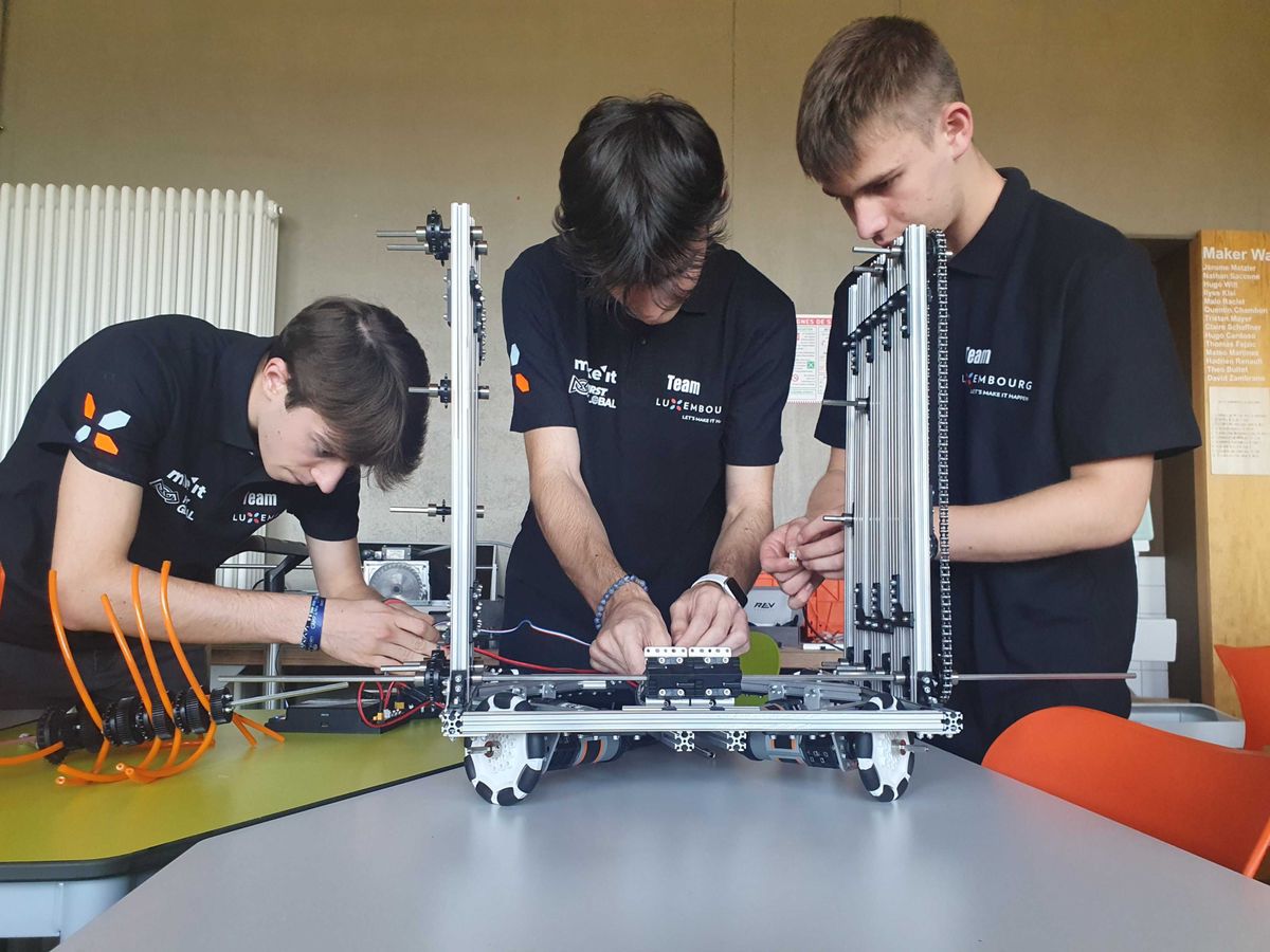 Emile, Pablo et Thibault vont représenter le Luxembourg à Singapour - L ...